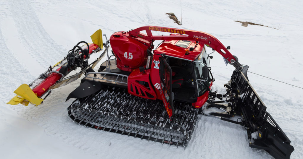 The PistenBully: An Incredible Snowcat Machine, Then and Now