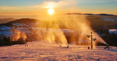 How Ski Resorts Create Perfect Slopes | Snowmaking